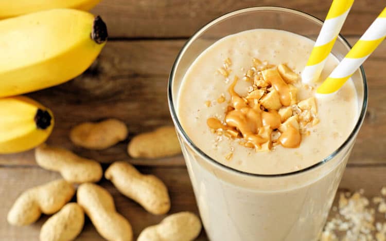 5 Best Muscle Building Smoothies You Should Try - Muscles Magician